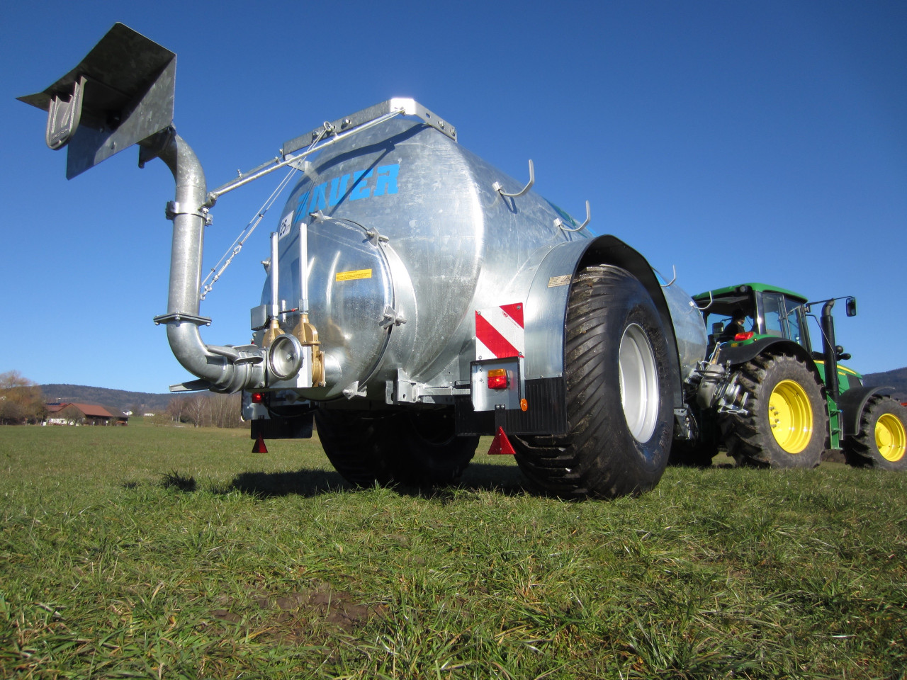Combi Tankers - Röhren- und Pumpenwerk BAUER