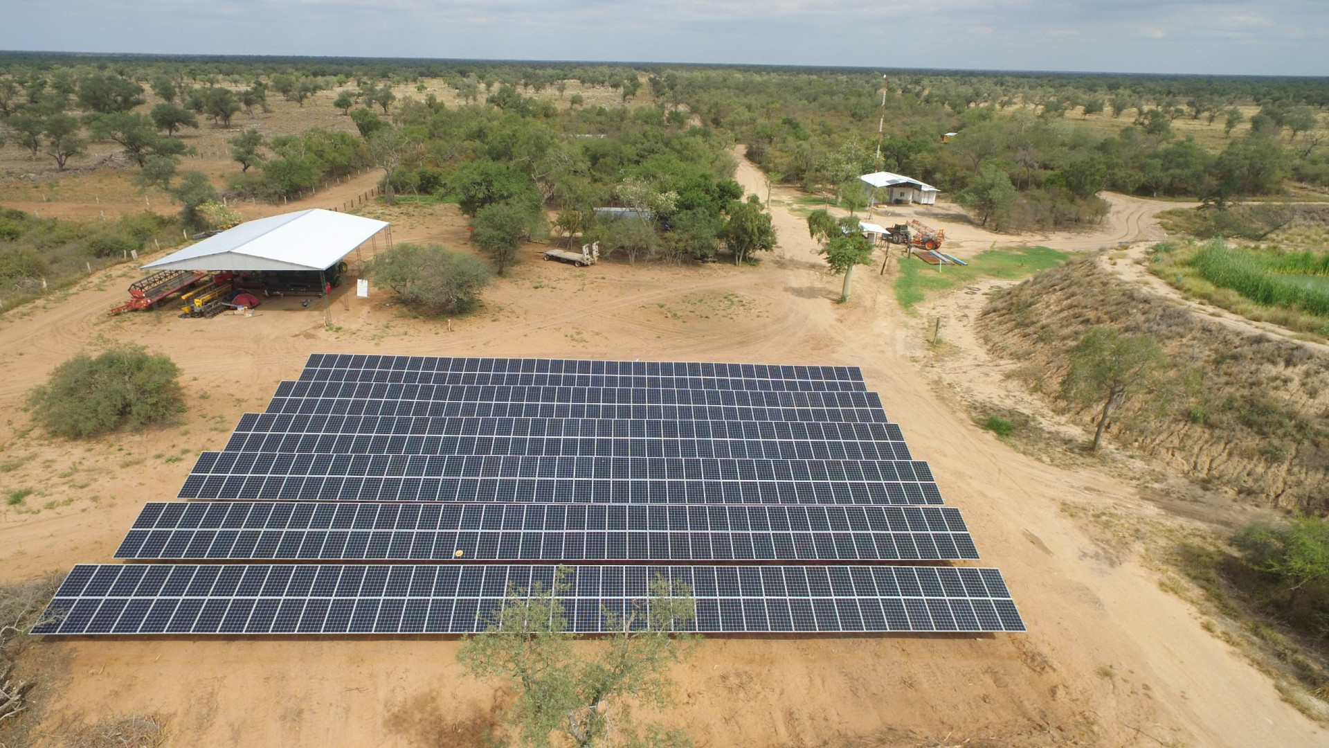 Bauer Pivot con energía solar Paraguay - Röhren- und Pumpenwerk BAUER