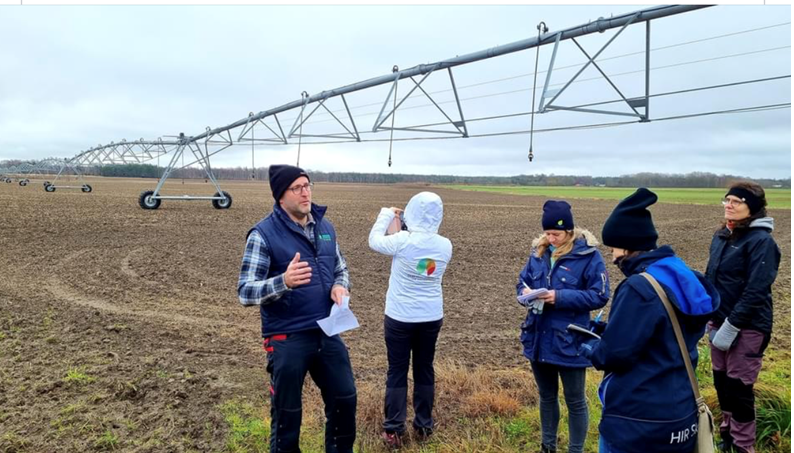 Bauer Pivot with VRI in Sweden - Röhren- und Pumpenwerk BAUER