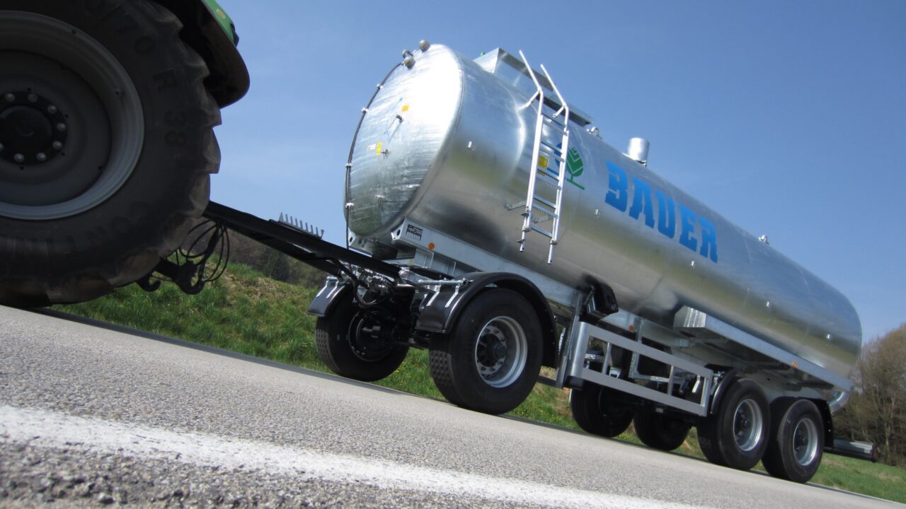 Transport Tanker - Röhren- und Pumpenwerk BAUER